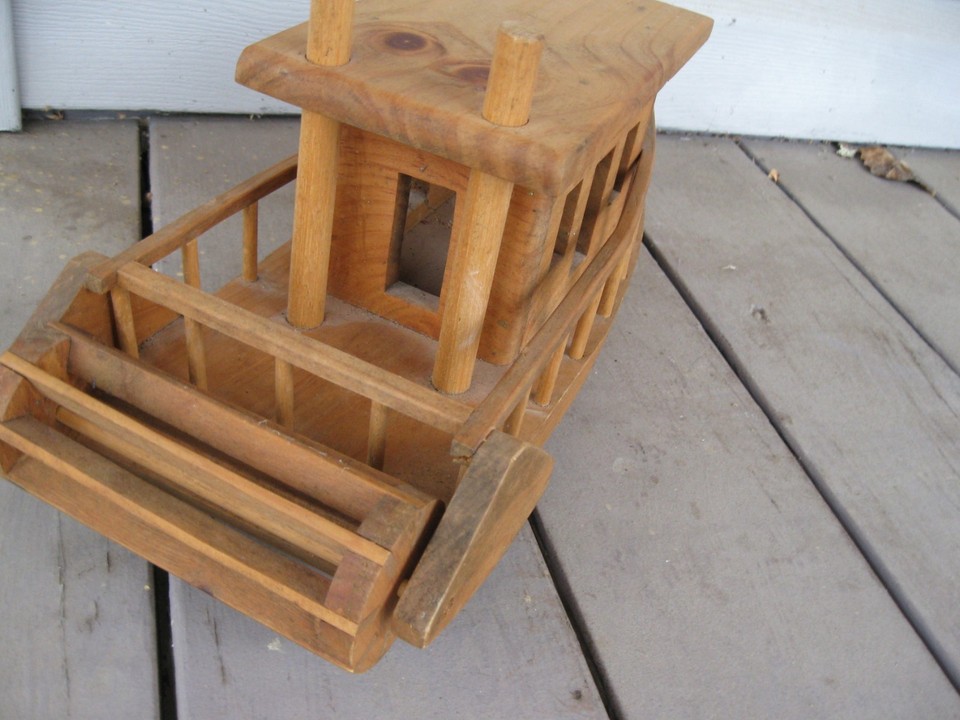 Vintage 18-inch Long Wood Wooden Model Folk Hand-Crafted Paddle Steam ...