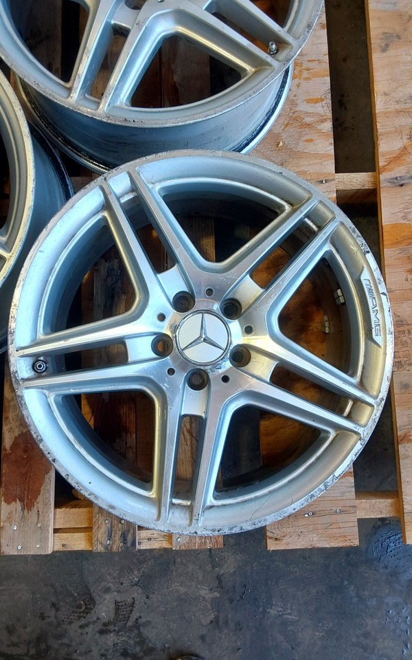 2008-2014 Mercedes C Class AMG 18" Wheel Rim 8JX18H2 Set of 3 OEM ...