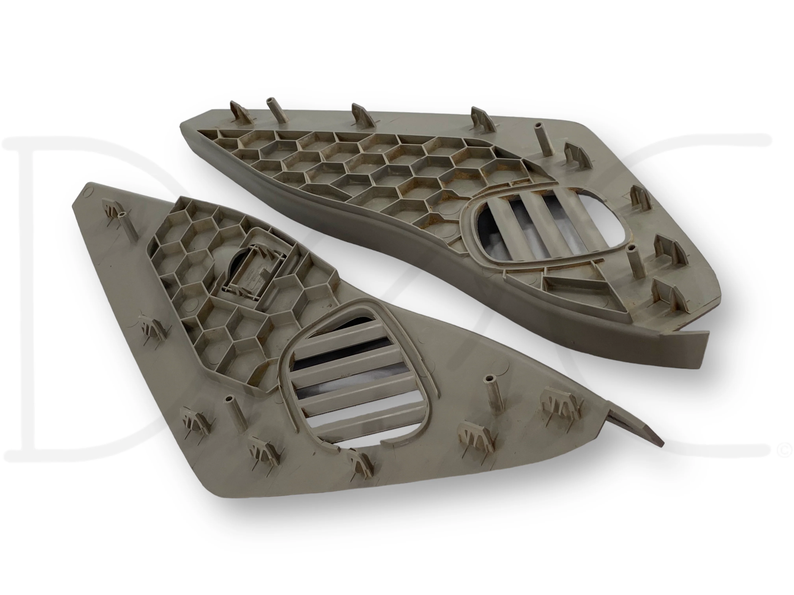 08-10 Ford F250 F350 LH RH Dash End Side Defrost Vent Trim Set Stone OE ...