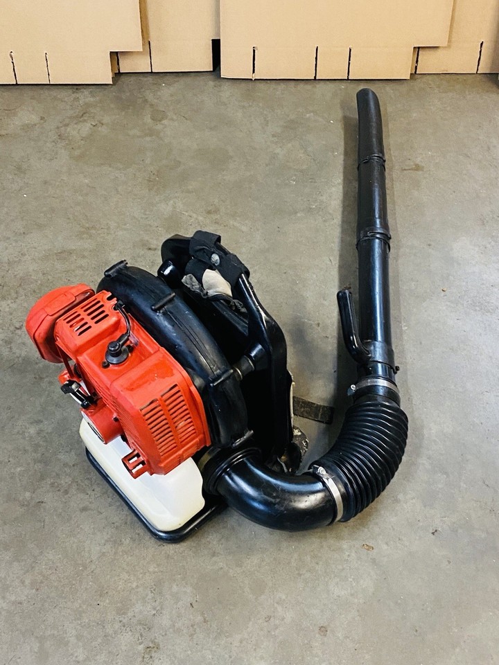SHINDAIWA EB500 Backpack Leaf Blower -Strong Running 43.6cc Gas Unit ...