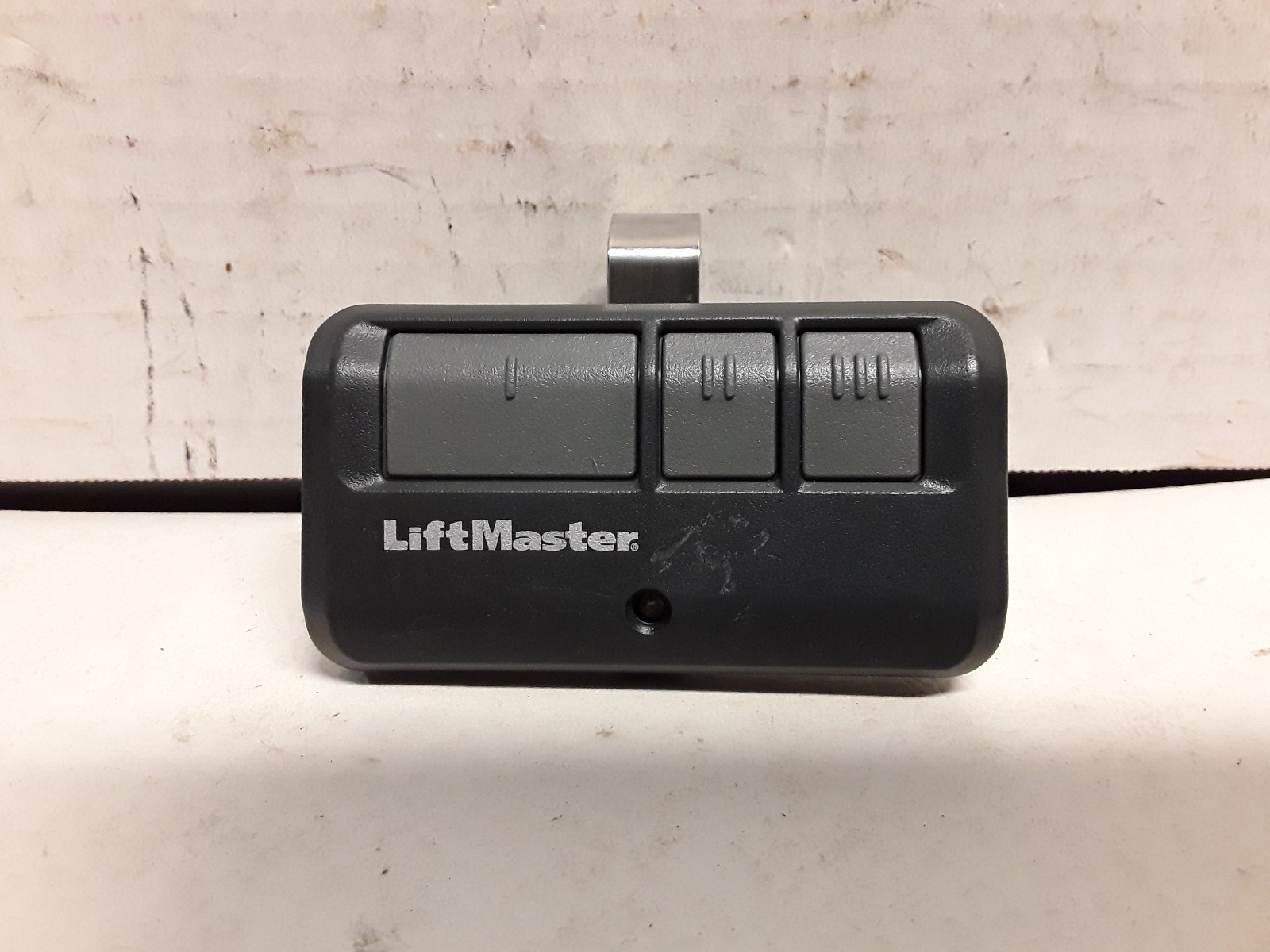 Chamberlain LiftMaster 3-button garage door & gate remote opener ...