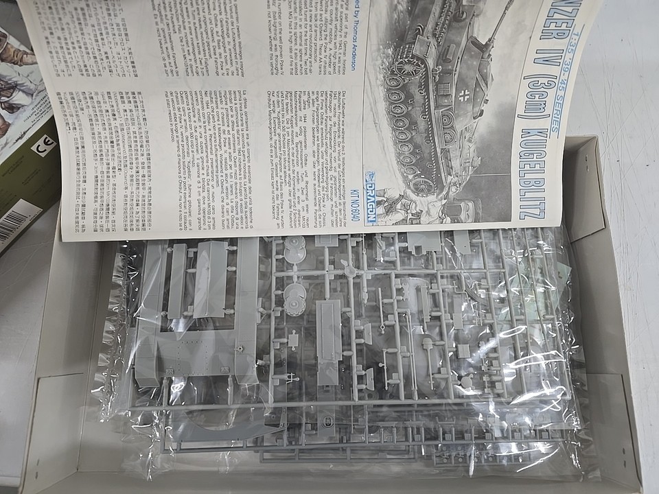 DRAGON 6040 FLAKPANZER IV (3cm) KUGELBLITZ 1:35 Model Tank Kit WWII ...