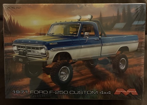 Moebius 1971 Ford F-250 4x4 Lifted Pickup Truck 1:25 scale model car ...