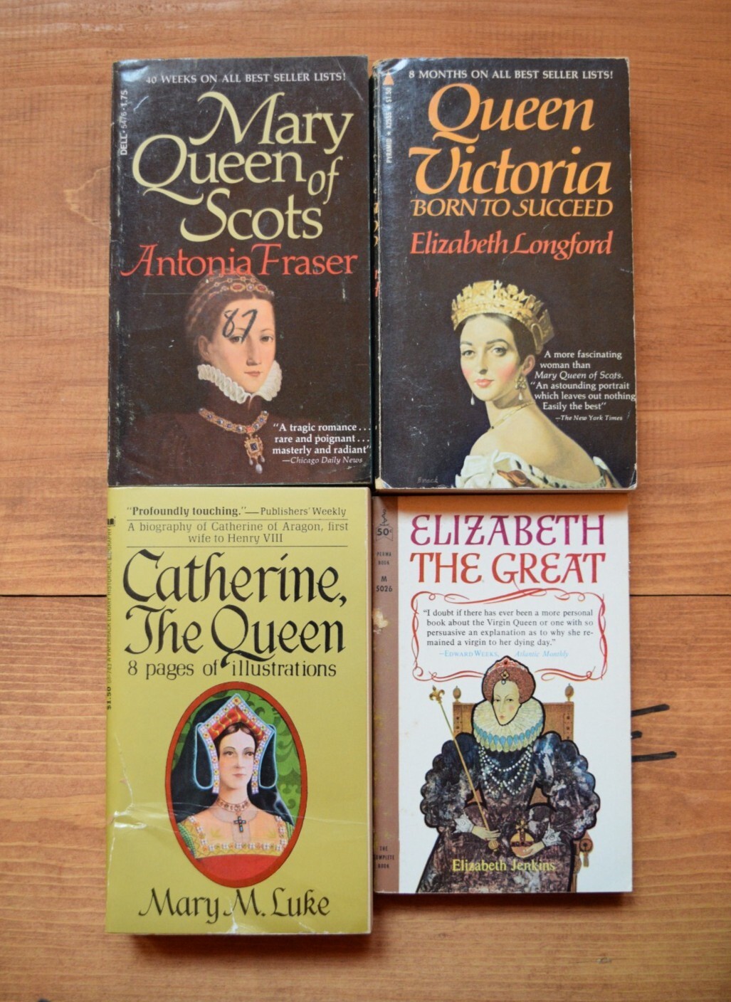 LOT OF 4 PAPERBACK BOOKS: QUEENS | eBay