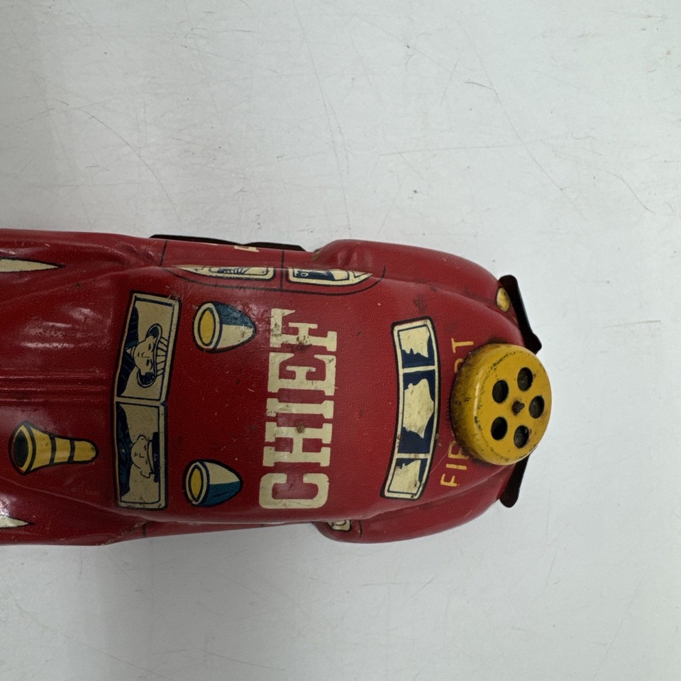 VINTAGE JAPAN TIN TOY FIRE DEPT CHIEF CAR ROLLING METAL WHEELS BUMPER ...