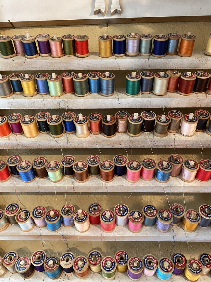 100+ Coats And Clark’s Mercerized Wood Thread Spools With Display Rack ...