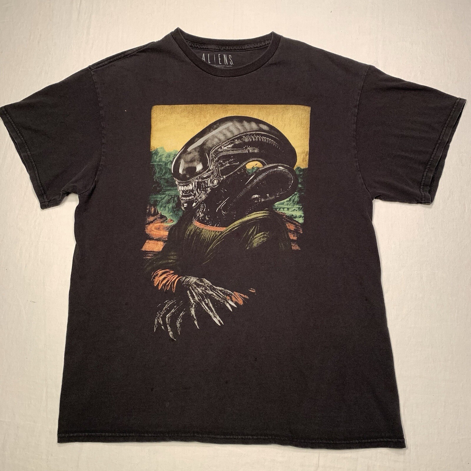 Alien Xenomorph Mona Lisa Parody Shirt Mens Large Bla… - Gem
