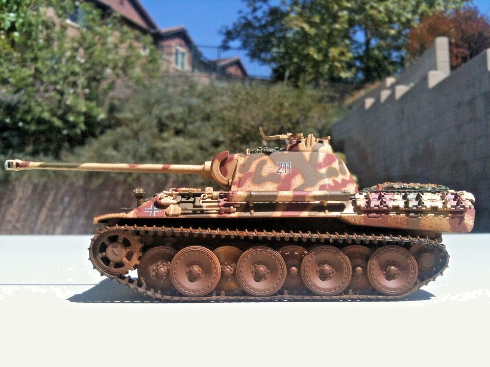 Corgi MAN Sd.kfz.171 Panther Tank German Army, Stoumont Belgium 1:50 ...