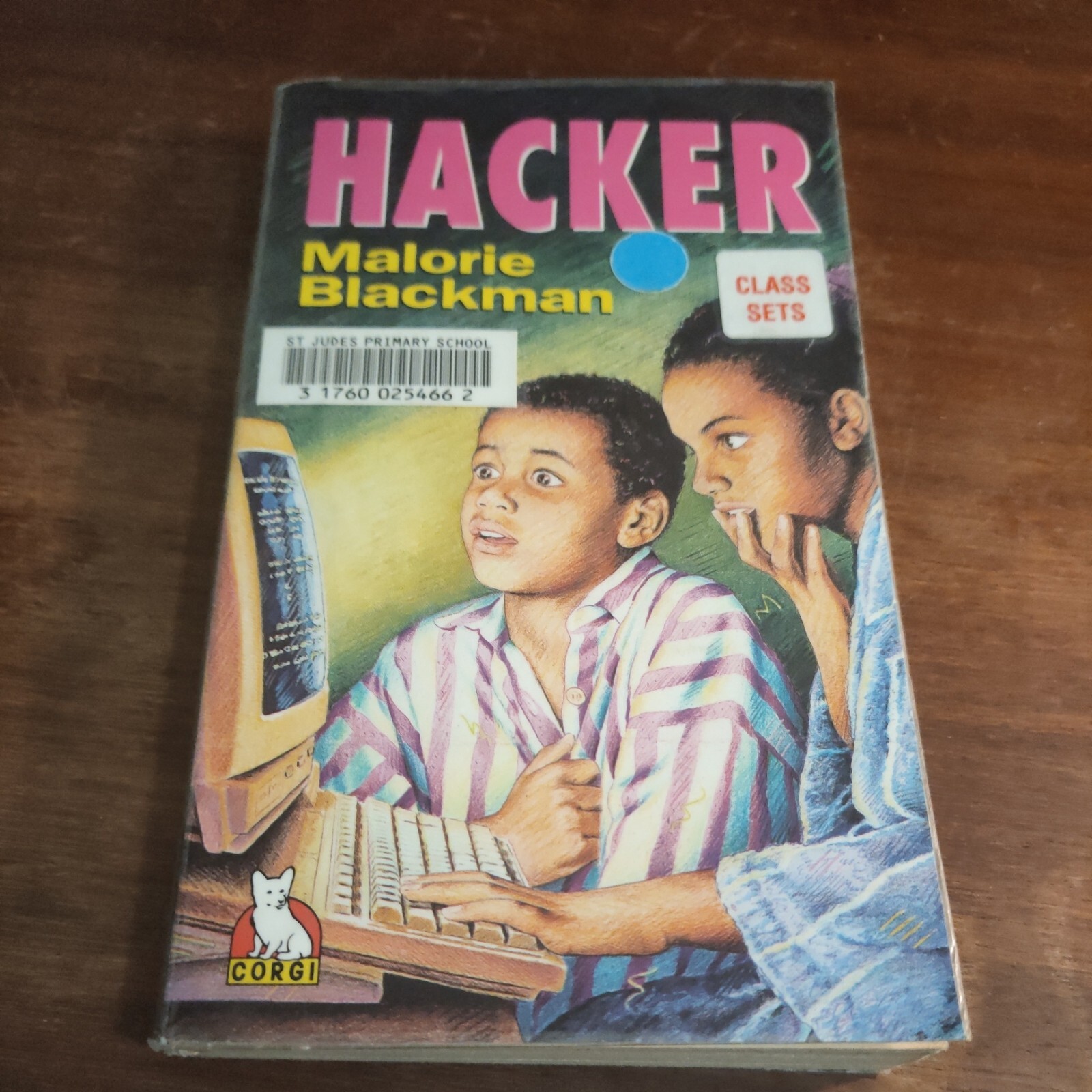Hacker, Blackman, Malorie 1993 Corgi Ex library vintage paperback | eBay
