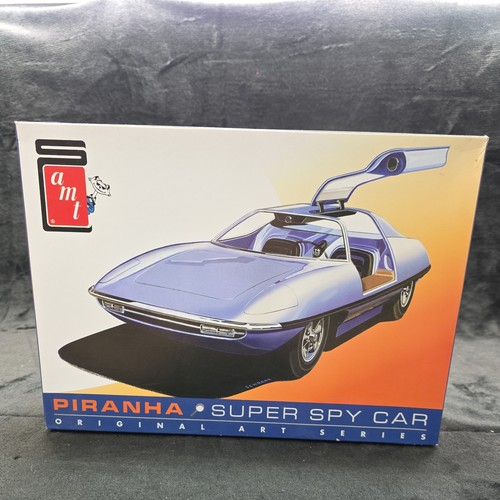 AMT PIRANHA SUPER SPY CAR 1/25 MODEL KIT ORIGINAL ART SERIES Open ...