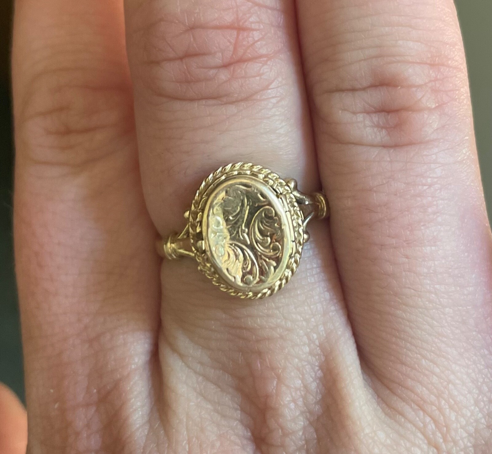 SCG Vintage 14K gold locket ring; estimated size 10 | eBay