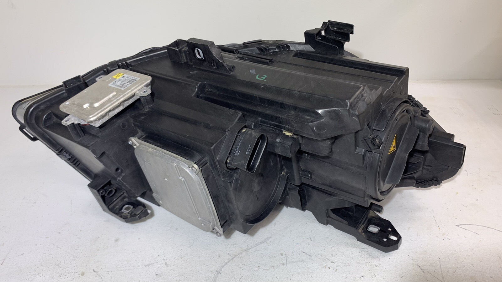 2014- 2017 MERCEDES BENZ CLA Class W117 Left Side Xenon Headlight OEM ...