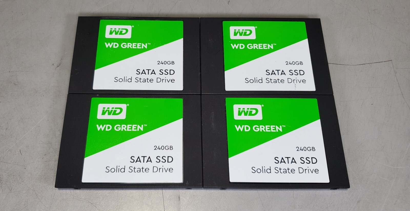 (Lot of 4) Western Digital GREEN WDS240G2G0A-00JH30 240GB SATA 6Gb/s 2. ...