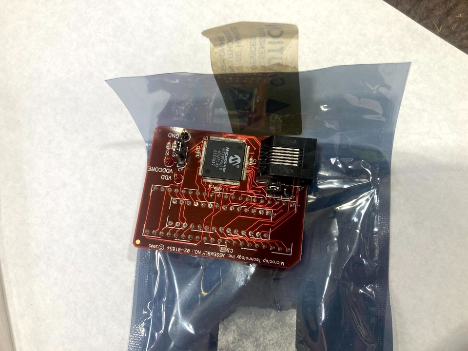 MPLAB MICROCHIP DEVELOPMENT TOOLS DV164006 PICSTART Plus Development ...