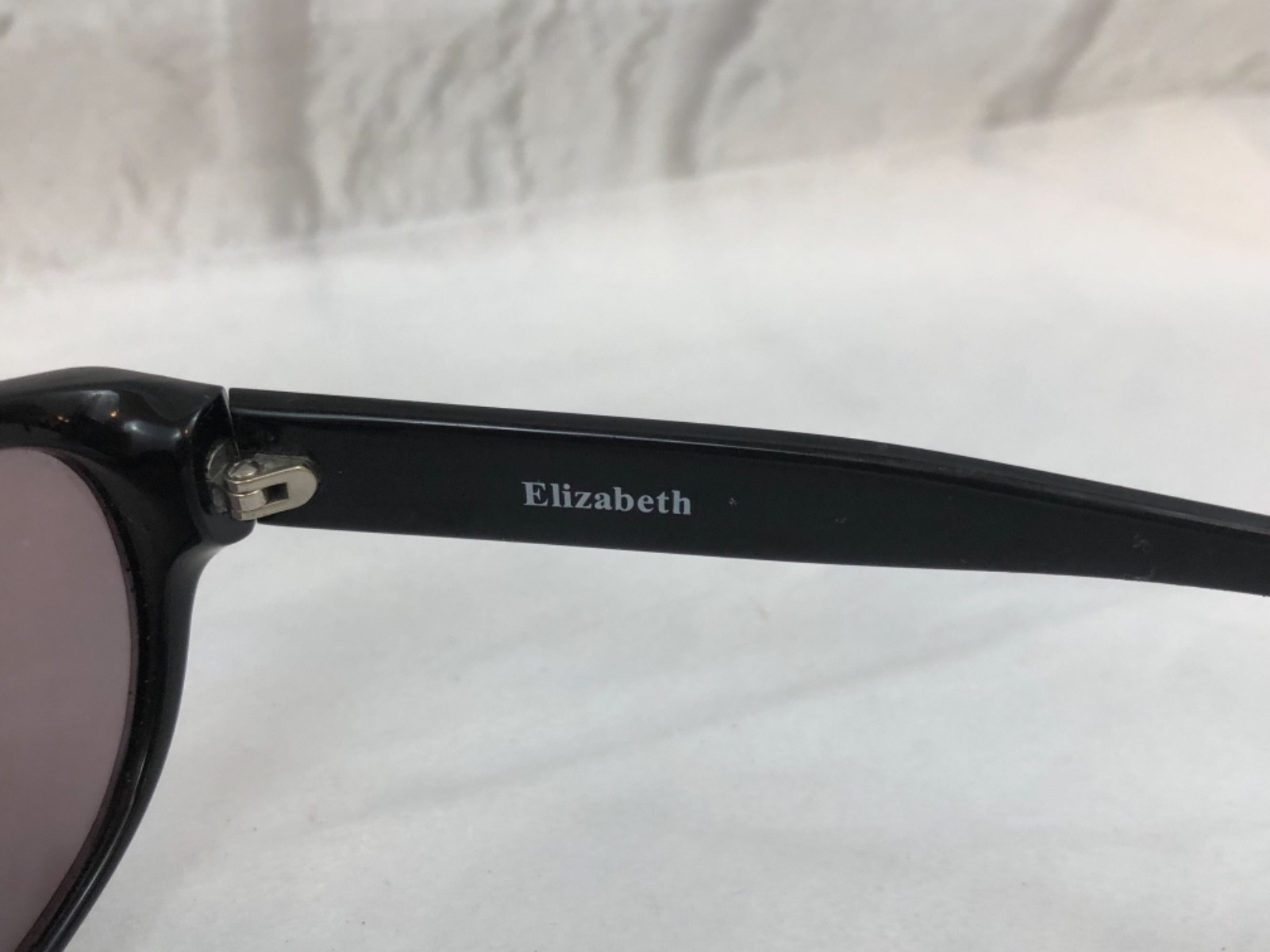 Elizabeth Arden Sun 49 2 Black Frame Black Lens Sunglasses | eBay