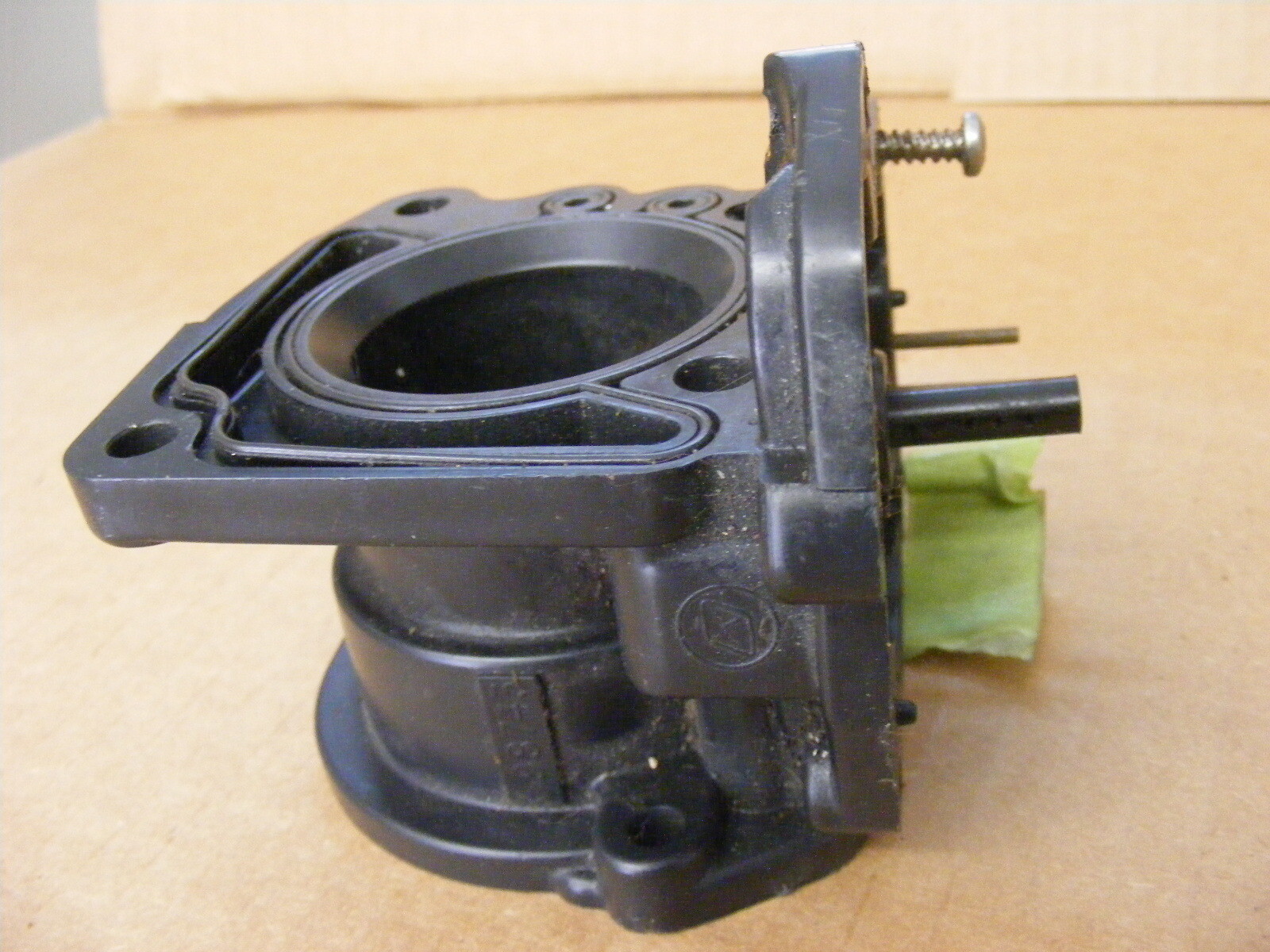 Johnson Evinrude V6 V4 Looper Outboard Carburetor (1) 398743 Only Body ...