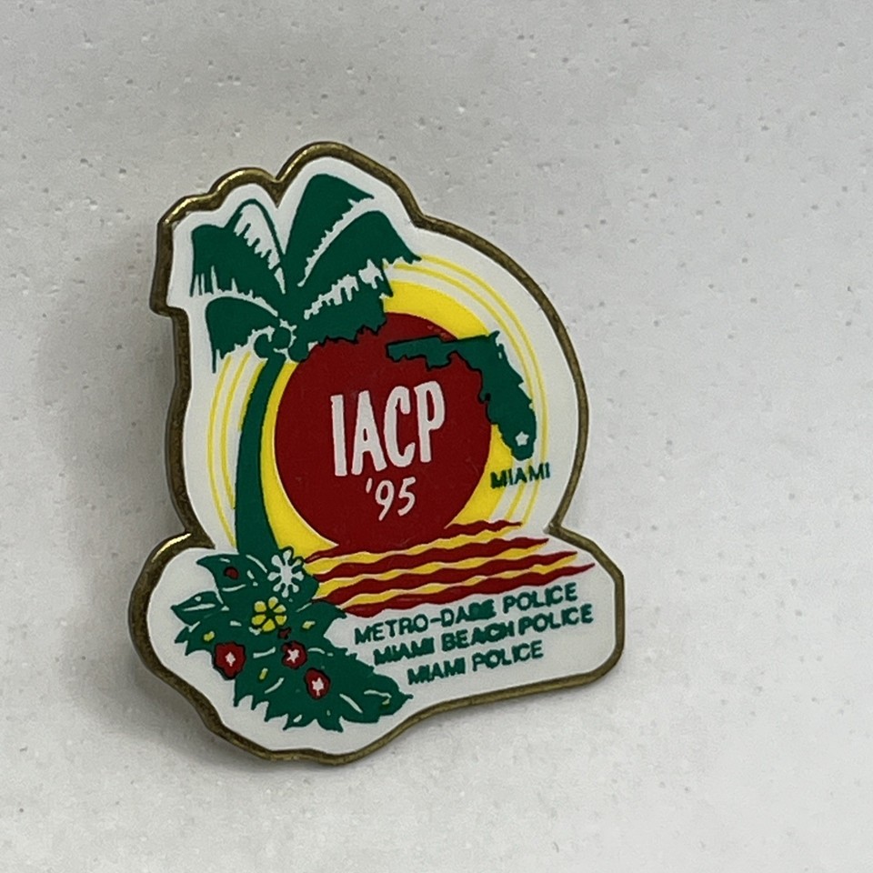 Miami Florida International Association Of Chiefs Of Police IACP Enamel ...