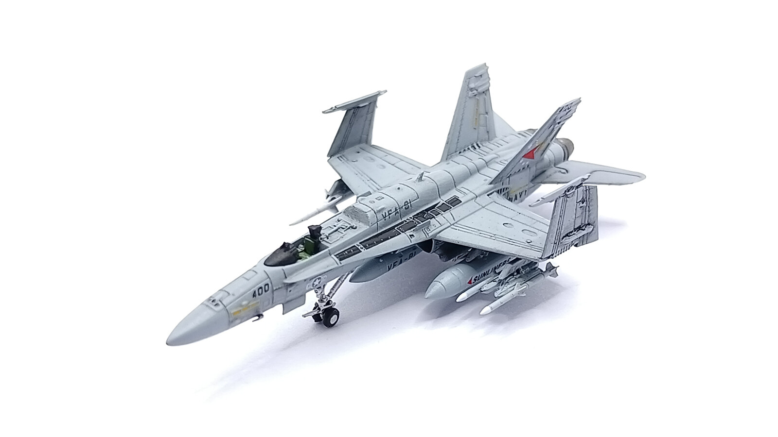 YZM Model YZ-050A 1/350 BOEING F/A-I8C HORNET STRIKE FIGHTER(3 set) | eBay