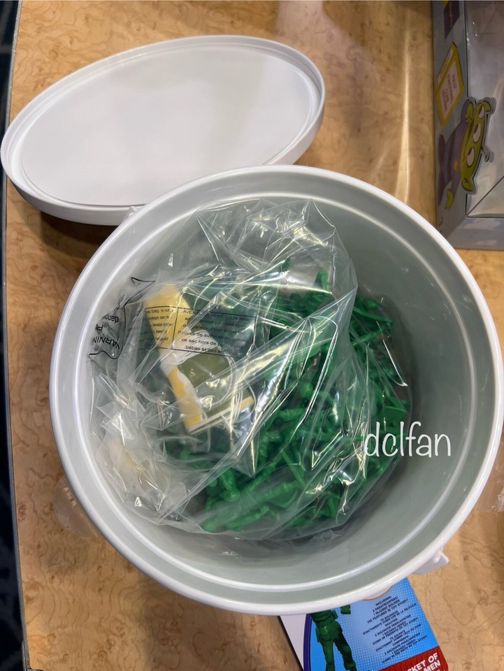 Disney Parks Pixar Toy Story Bucket O Soldiers 75 Complete Green Army ...
