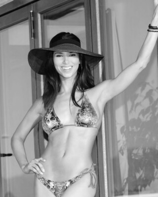 SEXY ROSELYN SÁNCHEZ 8x10 PHOTO * | eBay