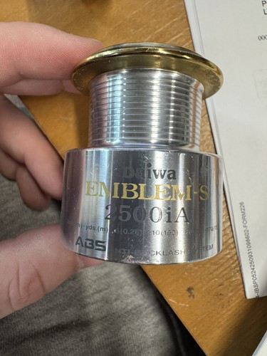 Daiwa Emblem-S 2500IA Spinning Reel Extra Spool 2500 IA Used but in ...