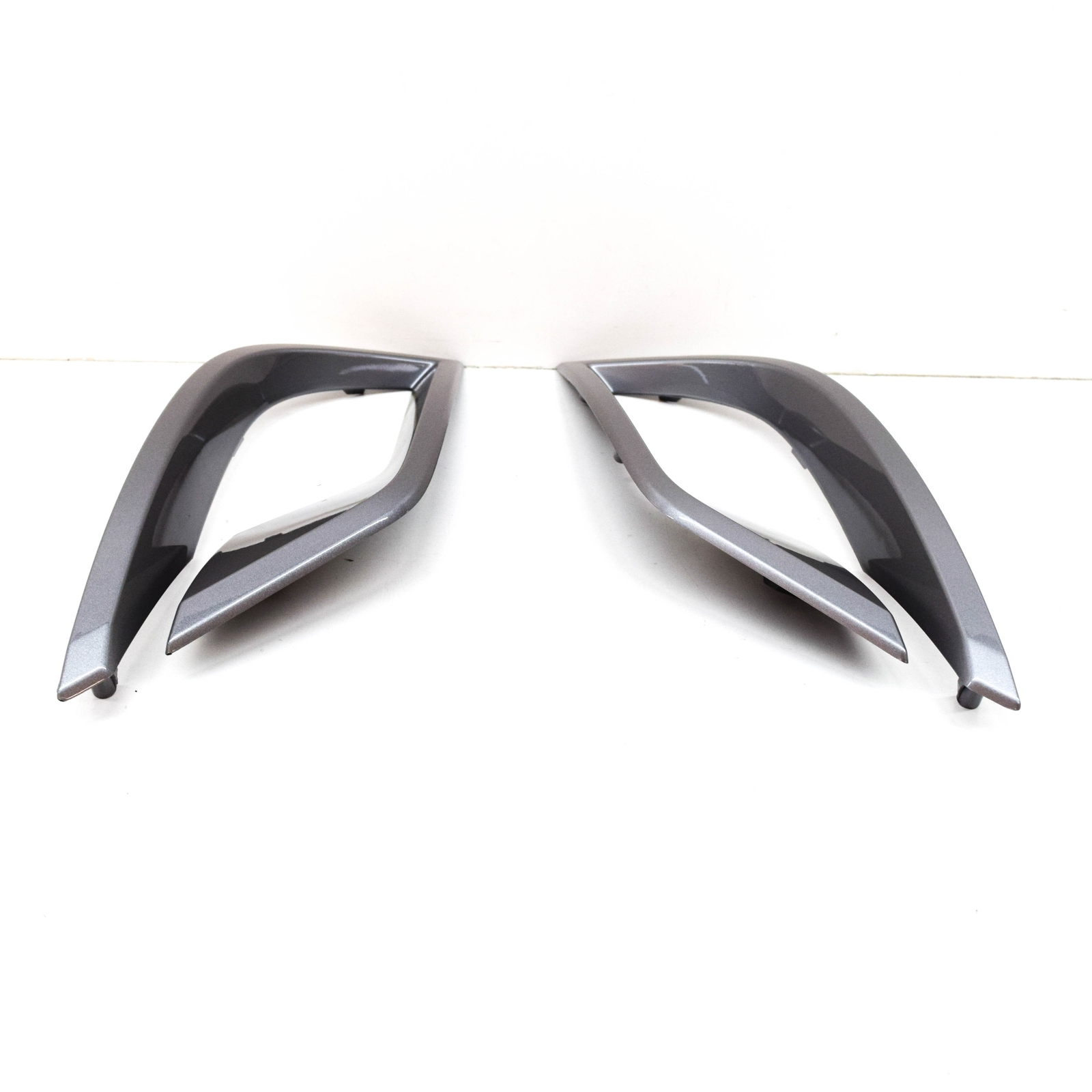 RENAULT CLIO IV BH Frontstoßstangen-Außengrill-Ziersatz 620724815R NEU ...