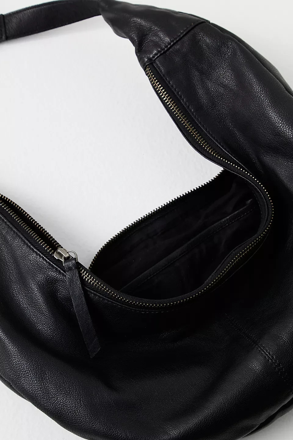 Idle Hands Fashion Sling Bag for Women – Black – New | eBay