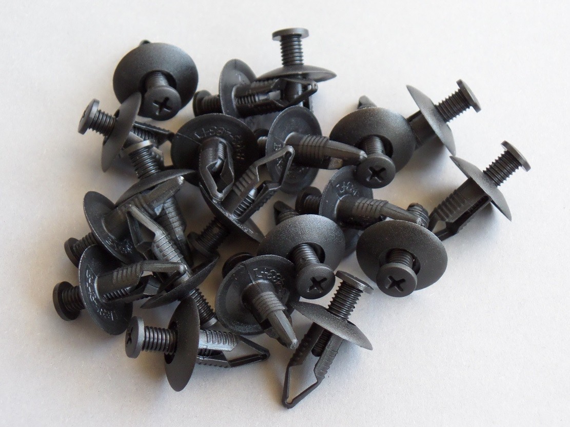 10x Befestigungsclip Radkasten Stoßtange Clips Ford Honda Mazda Nissan ...