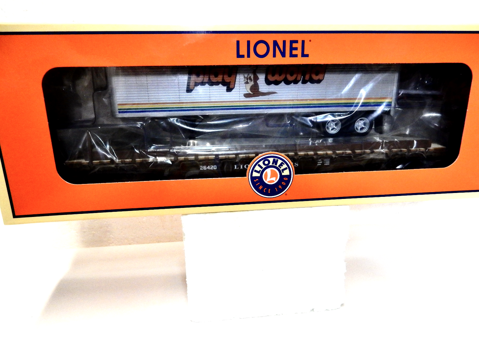 Lionel #2326420 Lionel Lines 50' Flat Car w Play World Trailer -O Scale ...
