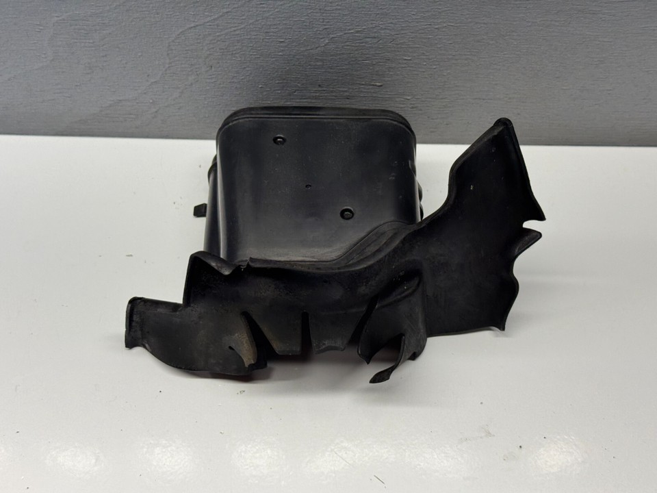 VOLVO XC60 D4 2.0 Diesel 2013-2016 Left Radiator Air Guide Duct ...