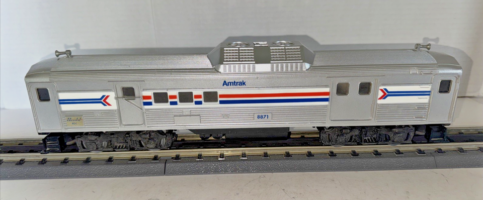 LIONEL O GAUGE 6-8871 AMTRAK BUDD (RDC) DIESEL BAGGAGE/MAIL ILLUMINATED ...