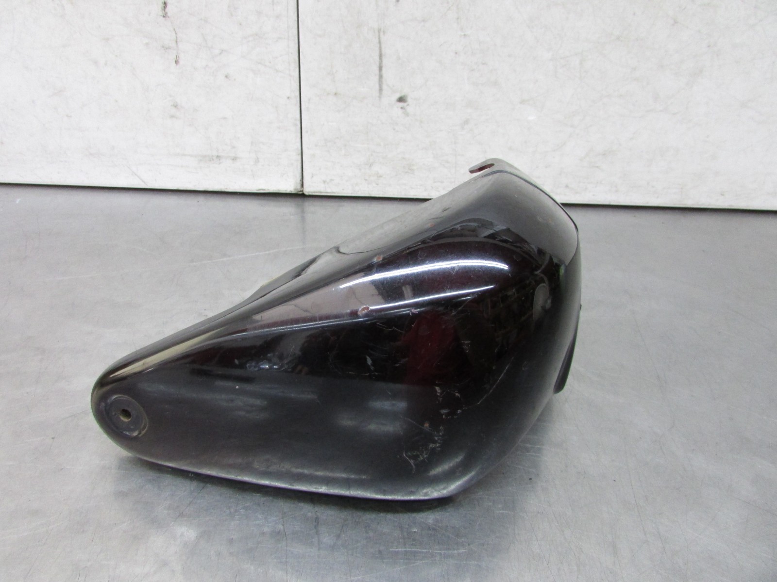274 G YAMAHA ROADSTAR XV1600 2001 OEM SIDE FRAME COVER (A) | eBay