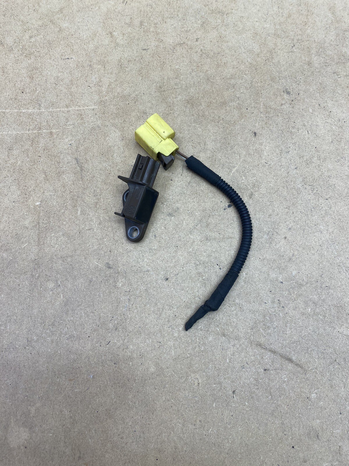 AUDI A4 B8 A5 8T Q5 CRASH IMPACT SENSOR 8K0959651 8K0973323R | eBay UK