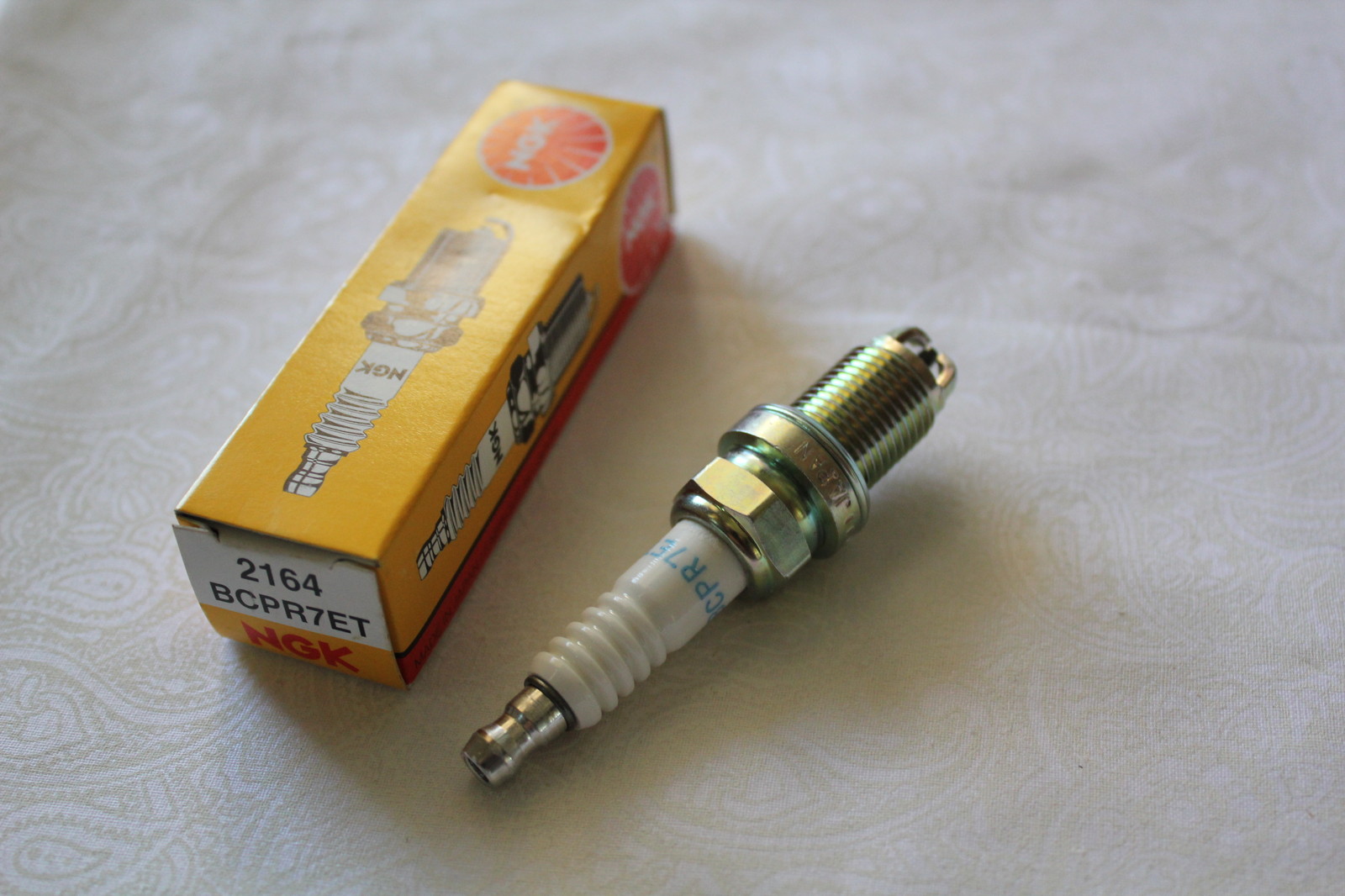 Spark+Plug-Standard+NGK+2164+fits+92-98+Porsche+911+3.6L-H6 for sale ...