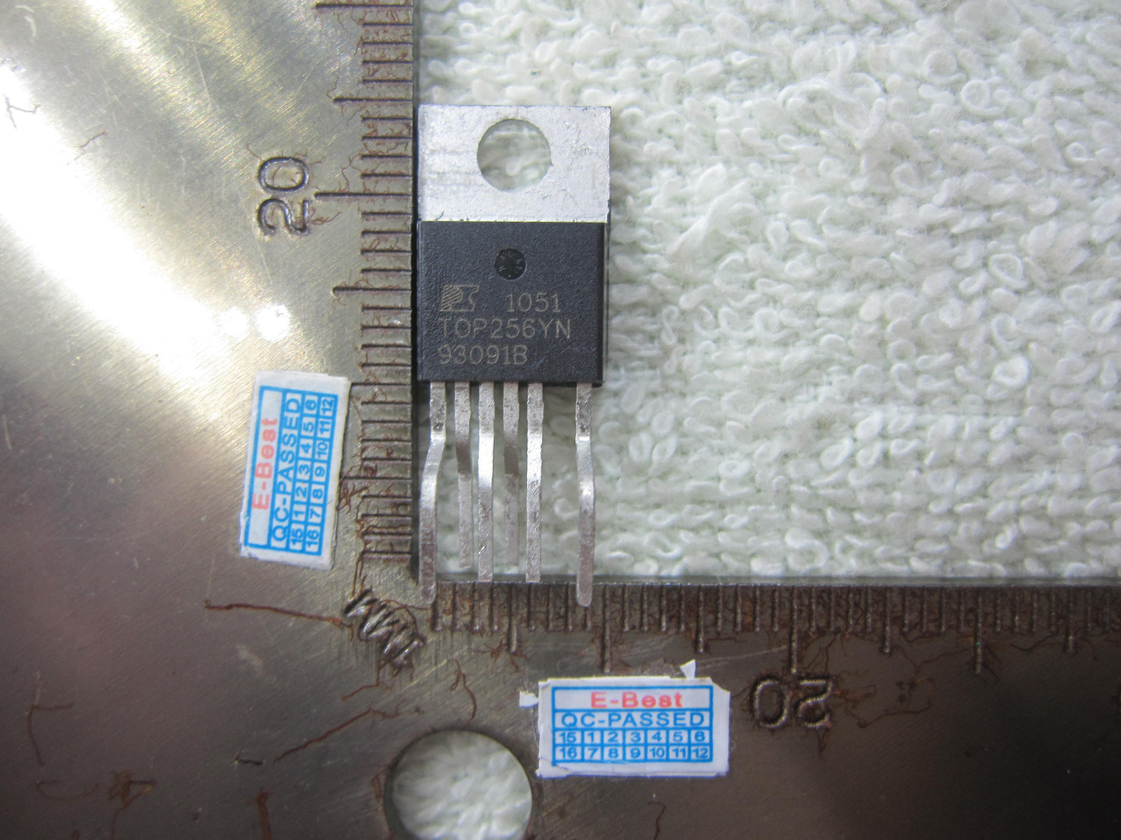 2x T0P256YN TOPZ56YN TOP2S6YN TOP25GYN TOP 256YN TOP256 TOP256Y ...