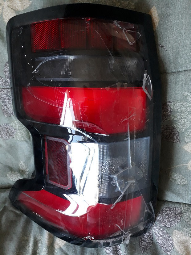 26550-9BU2A Nissan Combo Lamp Assy Rear RH | eBay