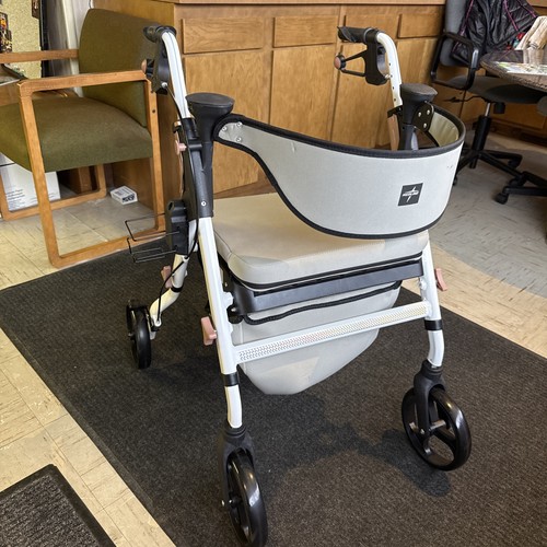Medline Premium Empower Folding Mobility Rollator Walker Memory Foam ...