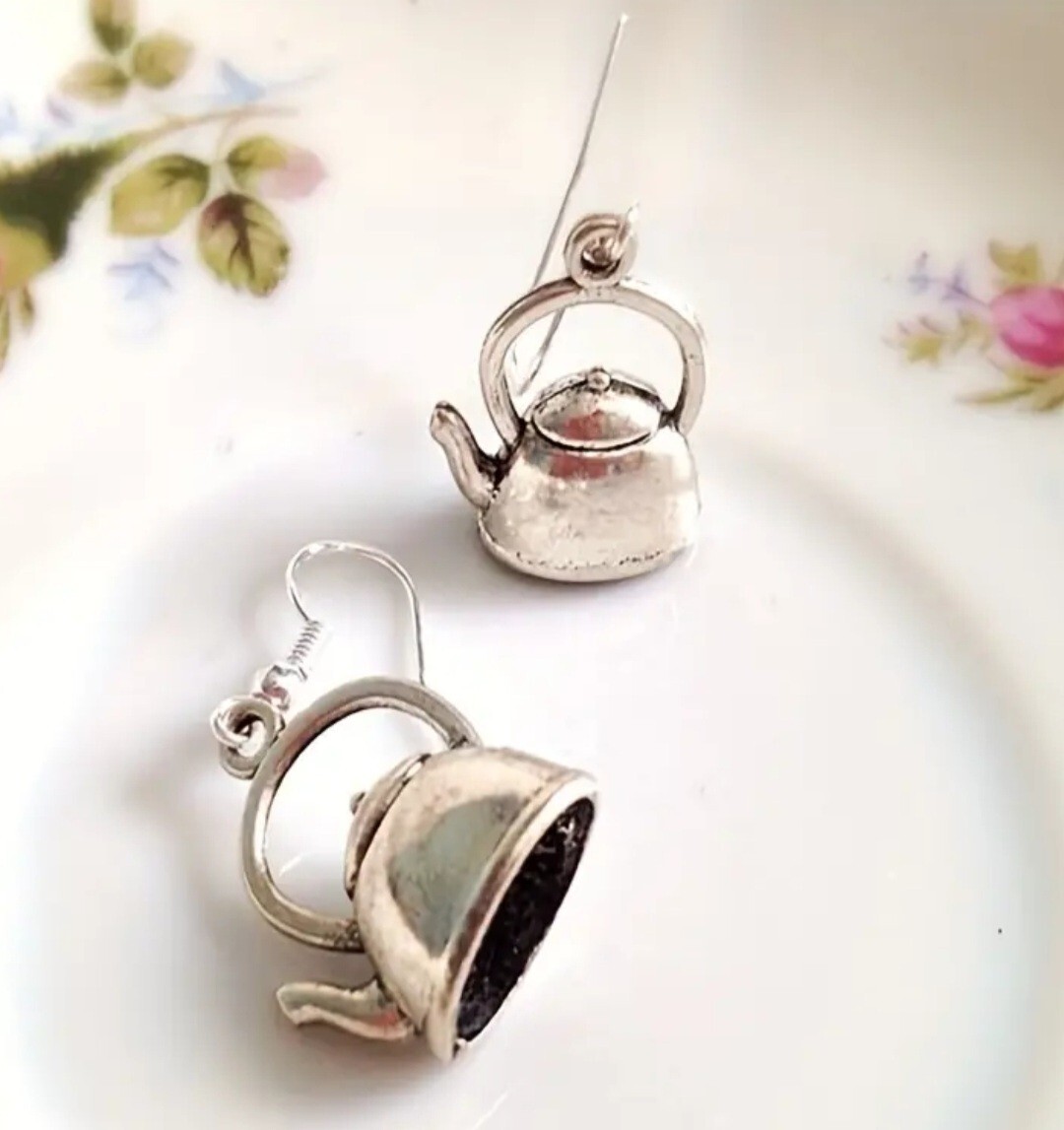 TEA POT Earrings TEA KETTLE Retro Vintage Style Silver Teapot Tea Party ...