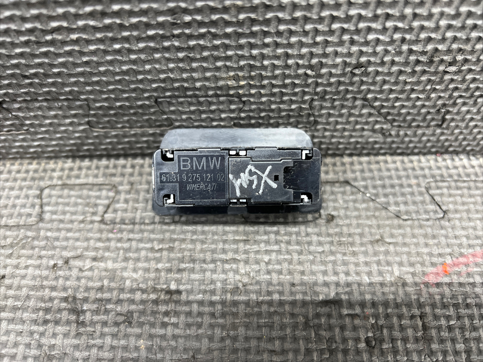 OEM 2015-2021 BMW X5 REAR LIFTGATE TRUNK LID RELEASE SWITCH BUTTON 6131 ...