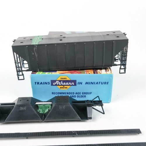 Athearn Kitbashed Custom HO Scale Undecorated 2-Bay Covered Hopper Kit ...