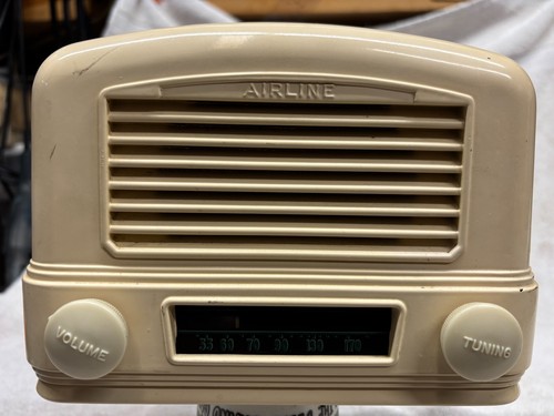 Vintage Wards Airline AM Radio (steel case) | eBay