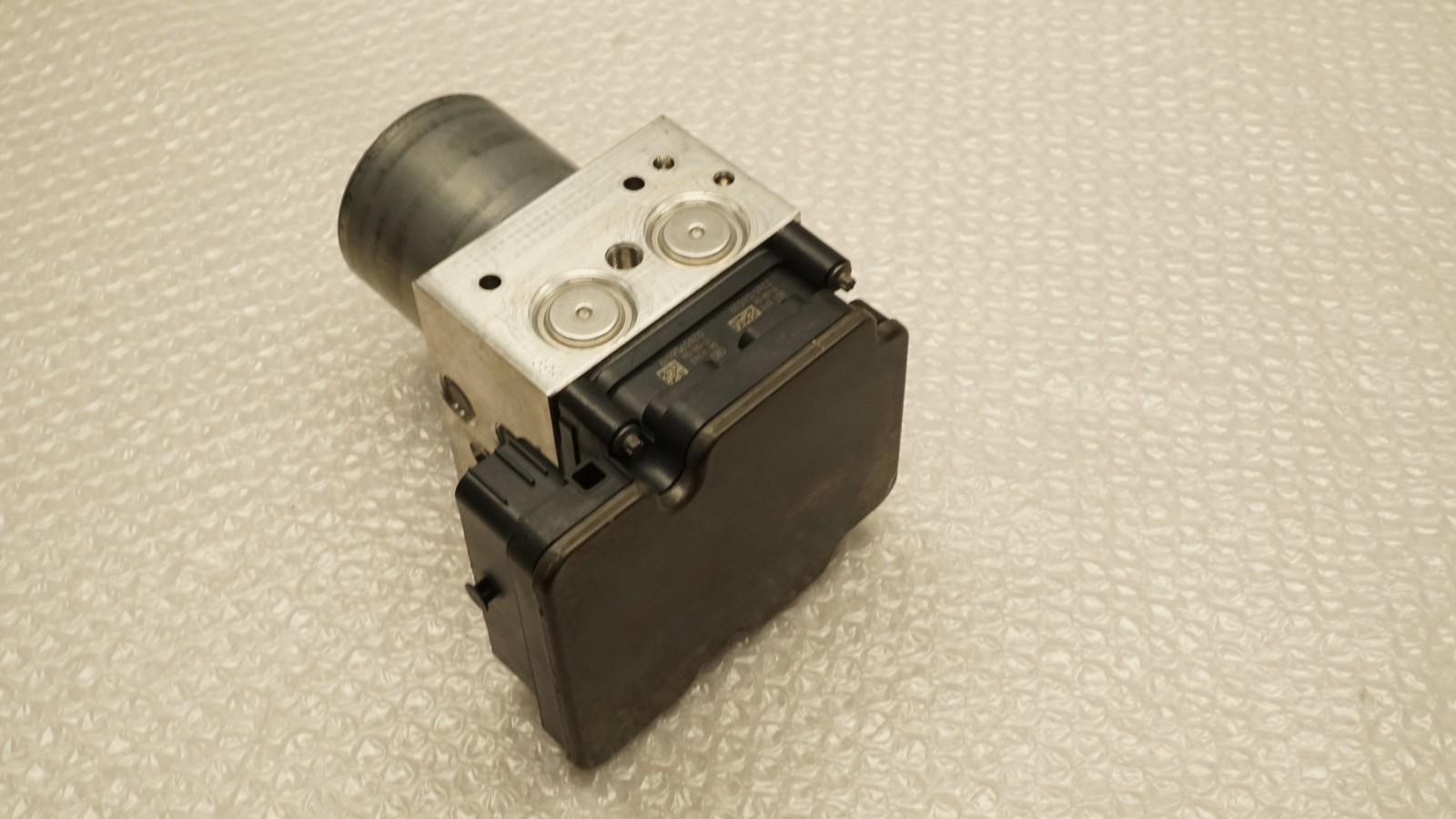 RANGE ROVER VELAR ABS PUMP MODULATOR J8A2-14F447-ED / 2265106539 / ...