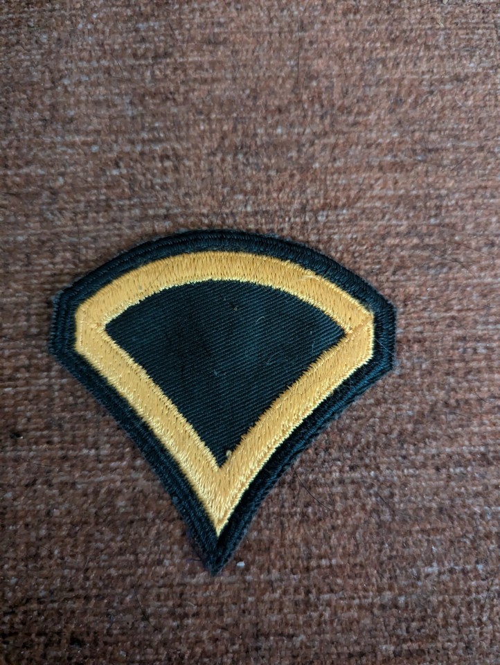 US Army Lot Infantry and Air Defense Artillery Brass Insignia Pin PFC ...