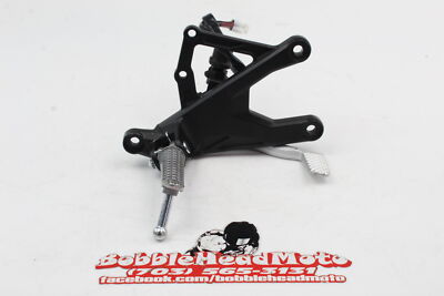 20-24 YAMAHA YZF R1 OEM RIGHT REARSET REAR SET DRIVER FOOT PEG REST ...