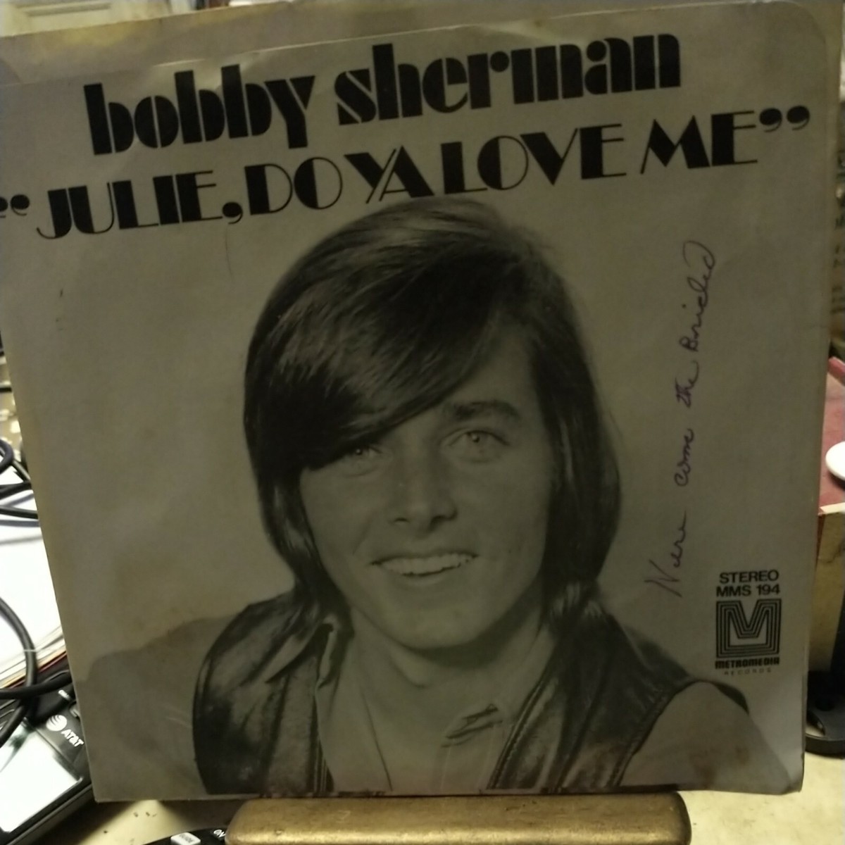 Julie Do's Instagram, Twitter & Facebook on IDCrawl