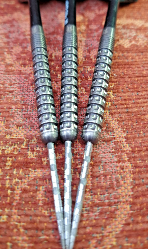 Adrian Lewis Pixel Grip Darts 23g 90% Tungsten Target Steel Tip Darts ...