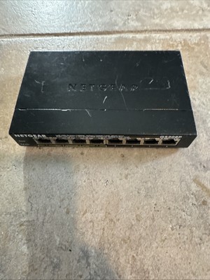 NETGEAR GS308P 8-Port Gigabit Ethernet (4-Port PoE) Unmanaged Switch ...