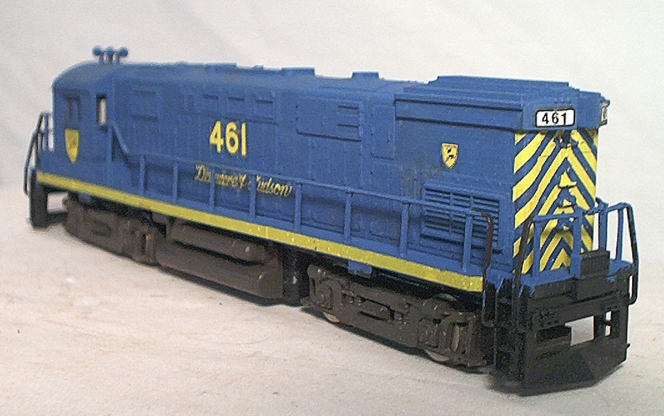 AHM HO POWERED DELAWARE & HUDSON ALCO C424 DIESEL LOCOMOTIVE - CAB# 461 ...
