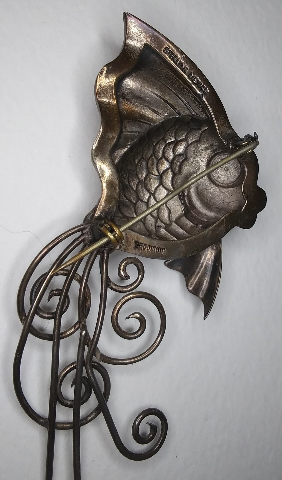 4" BOUCHER PARISINA MEXICO STERLING SILVER Repousee FANTAIL FISH PIN ...