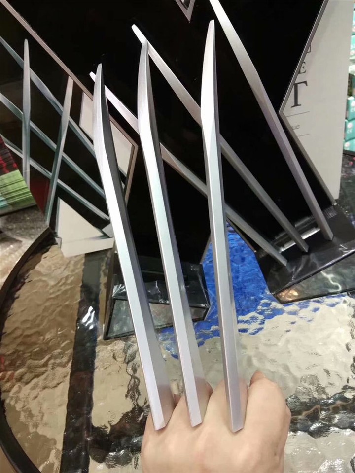 X-MEN Wolverine Logan Claw LED Light Base Cosplay Props Hanging Wall ...